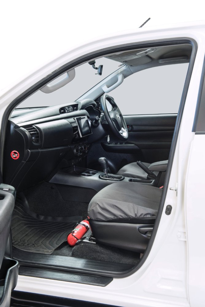 Single Cab Flatdeck | Hirepool Vehicle Rentals